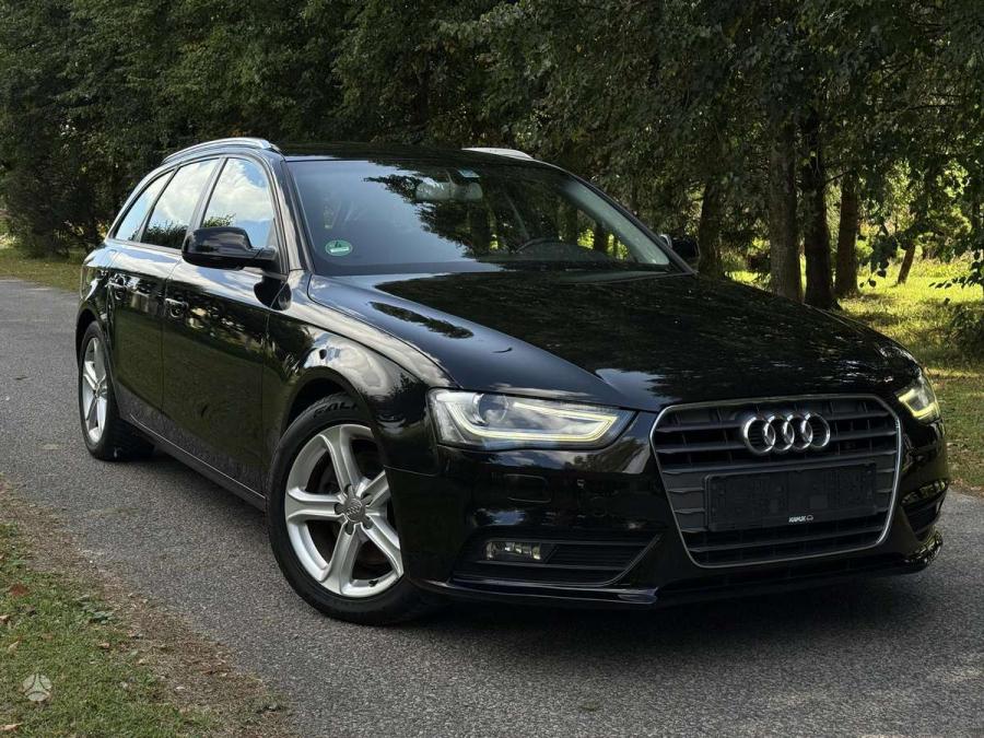 Melns Audi A4 2012 Kretinga, ar dzinēja tilpumu 1.97 L un nobraukumu 260 tūkst. km par 7999 €, foto 1 vietnē AUTOMOTO.COM.LV