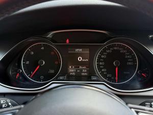 Melns Audi A4 2012 Kretinga, ar dzinēja tilpumu 1.97 L un nobraukumu 260 tūkst. km par 7999 €, foto 17 vietnē AUTOMOTO.COM.LV