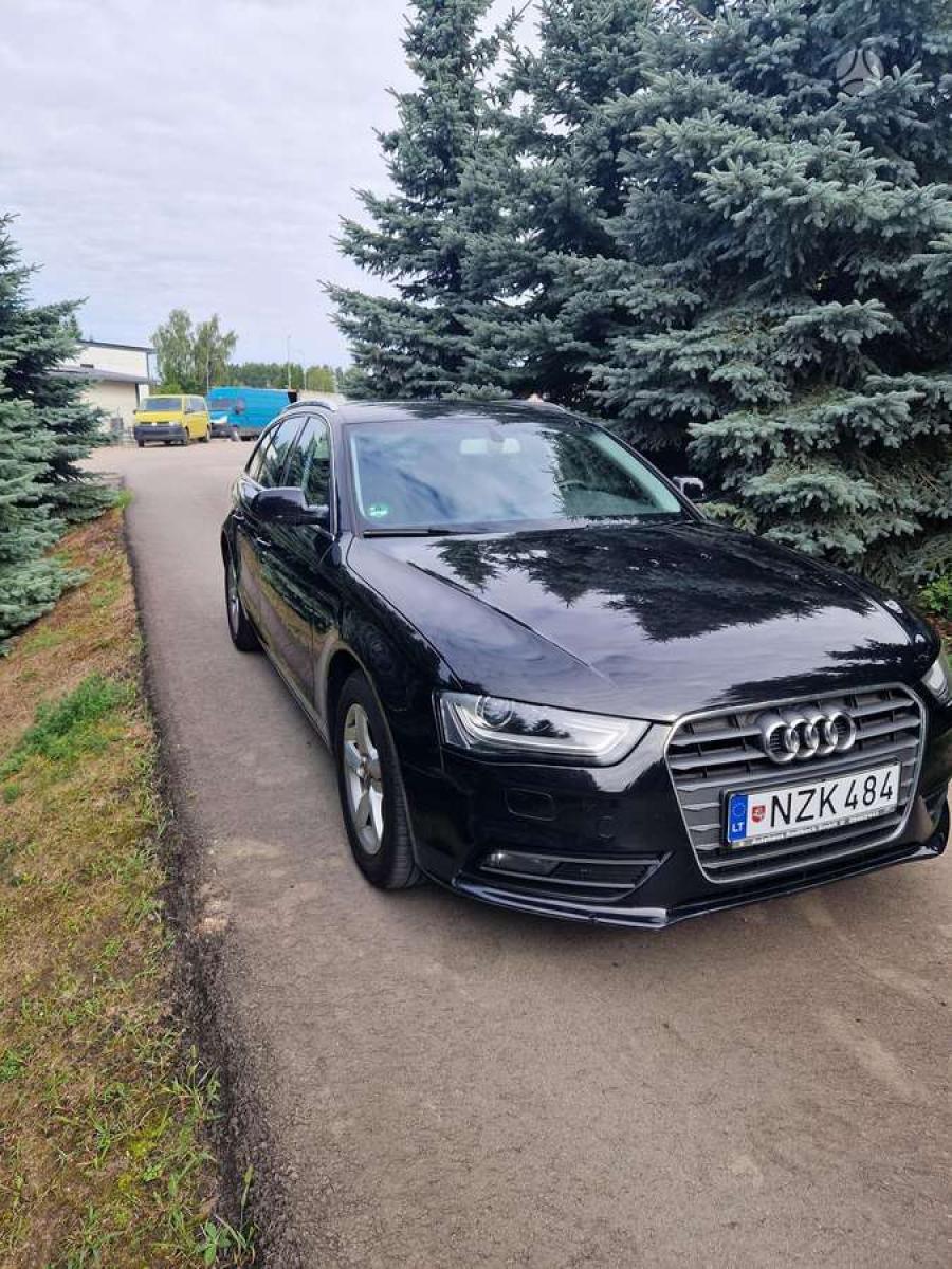 Black Audi A4 2012 in Utena, with an engine capacity of 1.97 L and mileage of 267 thousand km for 7400 €, photo 3 on AUTOMOTO.COM.LV
