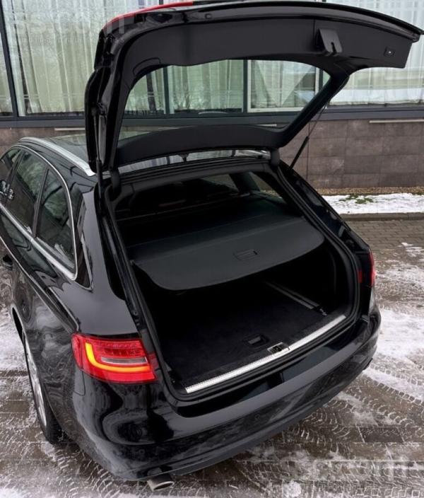 Black Audi A4 2012 in Valmiera, with an engine capacity of 3.00 L and mileage of 248 thousand km for 7200 €, photo 10 on AUTOMOTO.COM.LV