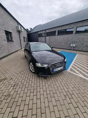 Melns Audi A4 2012 Marijampole, ar dzinēja tilpumu 1.97 L un nobraukumu 400 tūkst. km par 4800 €, foto 11 vietnē AUTOMOTO.COM.LV
