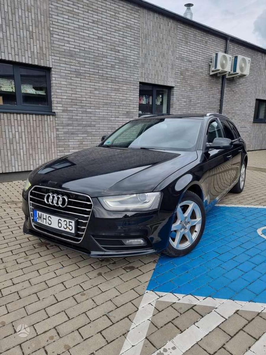 Melns Audi A4 2012 Marijampole, ar dzinēja tilpumu 1.97 L un nobraukumu 400 tūkst. km par 4800 €, foto 26 vietnē AUTOMOTO.COM.LV