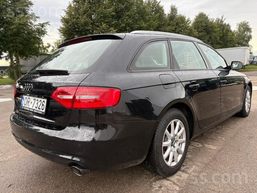 Melns Audi A4 2012 Rīga, ar dzinēja tilpumu 2.00 L un nobraukumu 297 tūkst. km par 6900 €, foto 3 vietnē AUTOMOTO.COM.LV