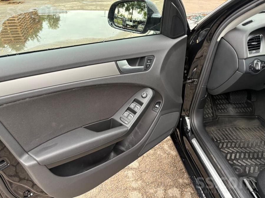 Melns Audi A4 2012 Rīga, ar dzinēja tilpumu 2.00 L un nobraukumu 297 tūkst. km par 6900 €, foto 14 vietnē AUTOMOTO.COM.LV