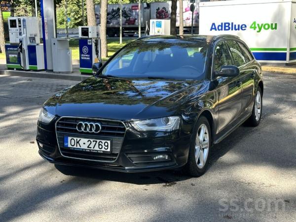 Audi A4 2012 in Riga on AUTOMOTO.COM.LV Black Audi A4 2012 in Riga, with an engine capacity of 2.00 L and mileage of 269 thousand km for 6890 €, photo 6 on AUTOMOTO.COM.LV