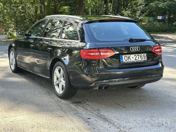 Audi A4 2012 in Riga on AUTOMOTO.COM.LV Black Audi A4 2012 in Riga, with an engine capacity of 2.00 L and mileage of 269 thousand km for 6890 €, photo 7 on AUTOMOTO.COM.LV