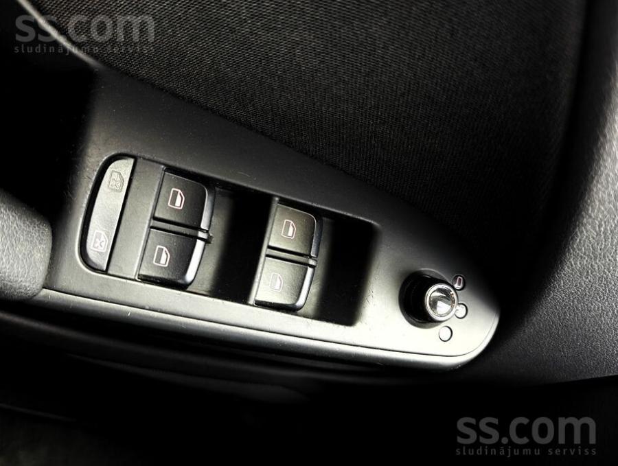 Black Audi A4 2012 in Riga, with an engine capacity of 1.80 L and mileage of 192 thousand km for 6990 €, photo 15 on AUTOMOTO.COM.LV