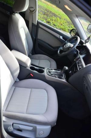 Black Audi A4 2012 in Siauliai, with an engine capacity of 1.97 L and mileage of 290 thousand km for 5300 €, photo 29 on AUTOMOTO.COM.LV