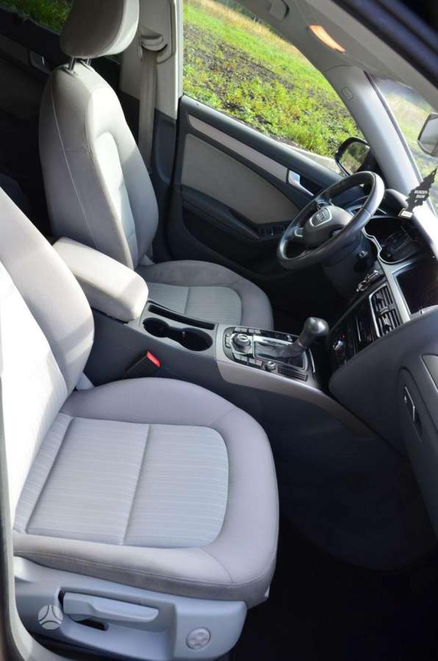 Black Audi A4 2012 in Siauliai, with an engine capacity of 1.97 L and mileage of 290 thousand km for 5300 €, photo 29 on AUTOMOTO.COM.LV