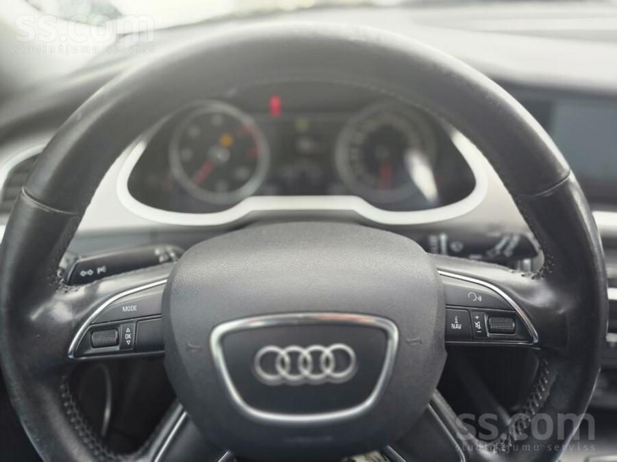 Black Audi A4 2012 in Riga, with an engine capacity of 2.00 L and mileage of 0 thousand km for 5800 €, photo 12 on AUTOMOTO.COM.LV