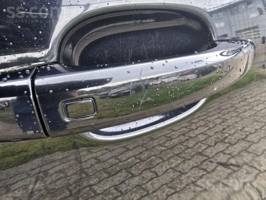 Black Audi A4 2012 in Riga, with an engine capacity of 2.00 L and mileage of 0 thousand km for 5800 €, photo 18 on AUTOMOTO.COM.LV