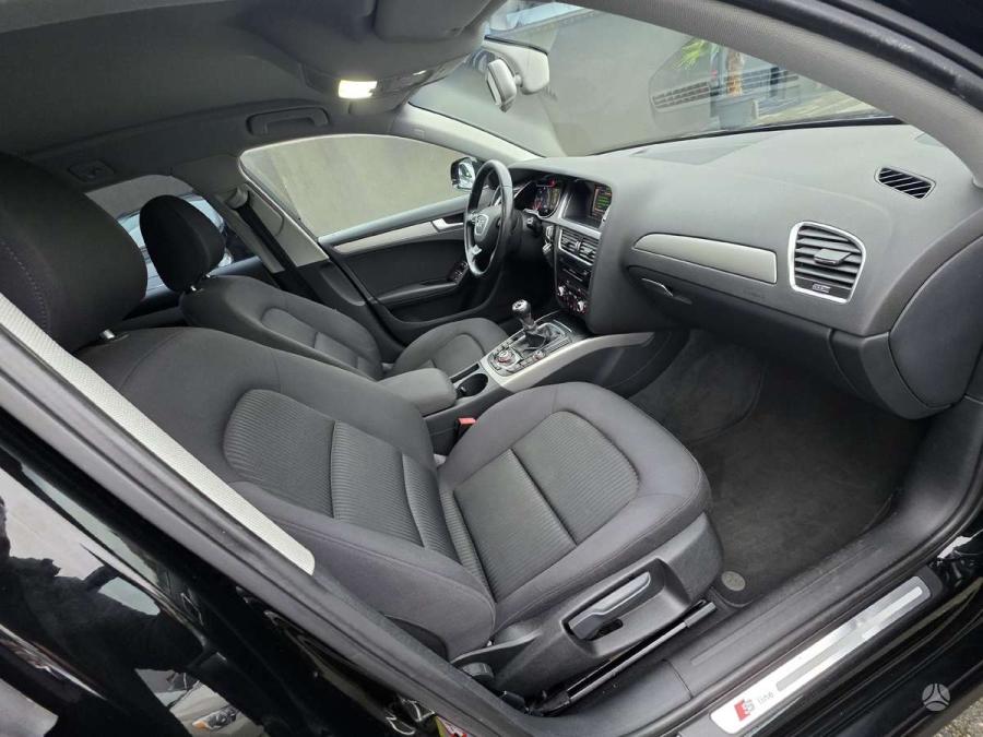 Melns Audi A4 2013 Viļņa, ar dzinēja tilpumu 1.97 L un nobraukumu 281 tūkst. km par 6900 €, foto 4 vietnē AUTOMOTO.COM.LV