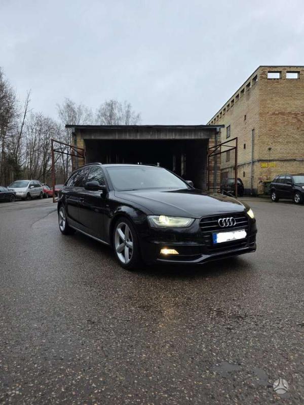 Melns Audi A4 2013 Viļņa, ar dzinēja tilpumu 1.80 L un nobraukumu 234 tūkst. km par 7000 €, foto 1 vietnē AUTOMOTO.COM.LV