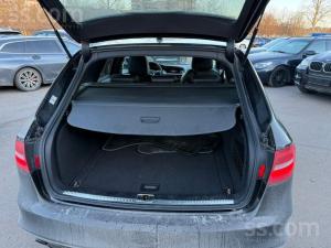 Black Audi A4 2013 in Riga, with an engine capacity of 2.00 L and mileage of 351 thousand km for 7990 €, photo 8 on AUTOMOTO.COM.LV