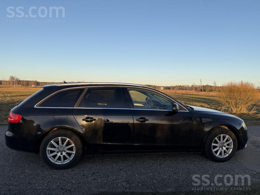 Melns Audi A4 2013 Ogre, ar dzinēja tilpumu 2.00 L un nobraukumu 276 tūkst. km par 6000 €, foto 7 vietnē AUTOMOTO.COM.LV