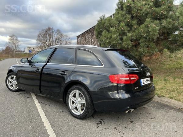 Black Audi A4 2013 in Ogre, with an engine capacity of 2.00 L and mileage of 271 thousand km for 9100 €, photo 3 on AUTOMOTO.COM.LV