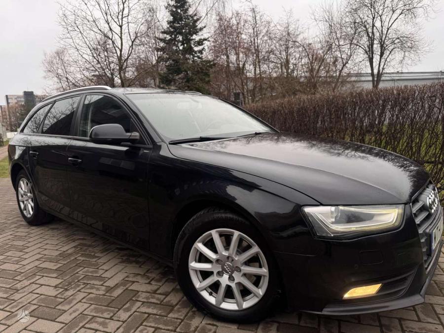 Black Audi A4 2013 in Kaunas, with an engine capacity of 1.97 L and mileage of 338 thousand km for 6000 €, photo 20 on AUTOMOTO.COM.LV