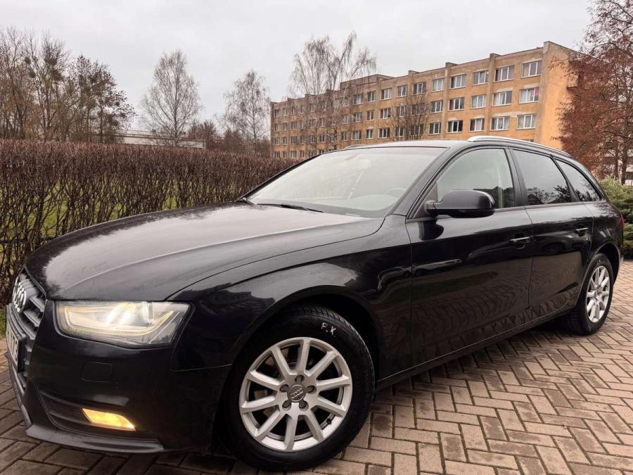 Black Audi A4 2013 in Kaunas, with an engine capacity of 1.97 L and mileage of 338 thousand km for 6000 €, photo 21 on AUTOMOTO.COM.LV