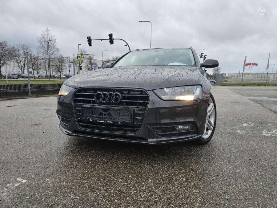 Black Audi A4 2013 in Kaunas, with an engine capacity of 1.97 L and mileage of 251 thousand km for 7350 €, photo 18 on AUTOMOTO.COM.LV