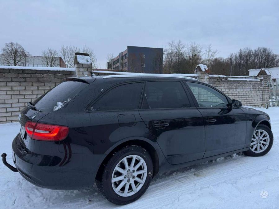Melns Audi A4 2013 Kauņa, ar dzinēja tilpumu 1.97 L un nobraukumu 338 tūkst. km par 6350 €, foto 22 vietnē AUTOMOTO.COM.LV