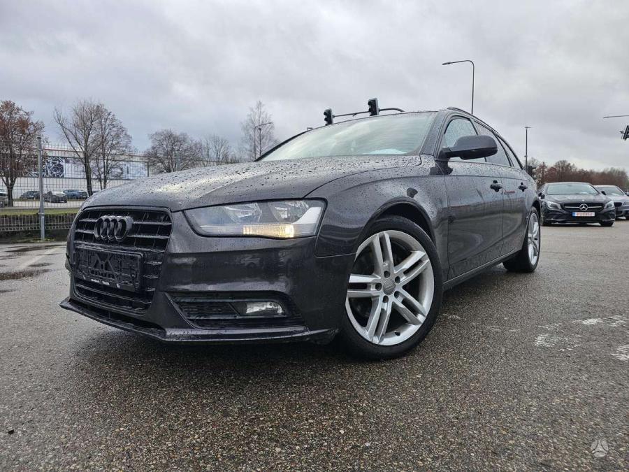 Melns Audi A4 2013 Kauņa, ar dzinēja tilpumu 1.97 L un nobraukumu 271 tūkst. km par 7499 €, foto 24 vietnē AUTOMOTO.COM.LV