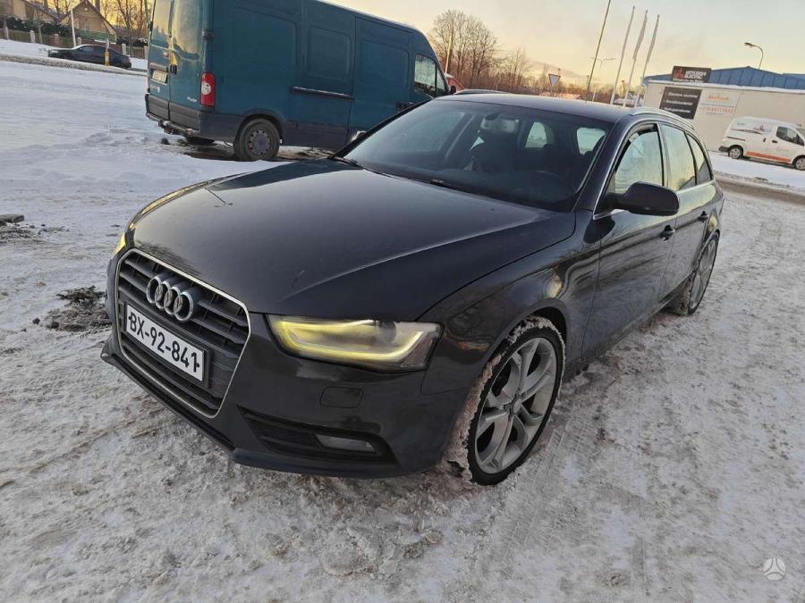 Melns Audi A4 2013 Klaipėda, ar dzinēja tilpumu 3.00 L un nobraukumu 275 tūkst. km par 6250 €, foto 2 vietnē AUTOMOTO.COM.LV