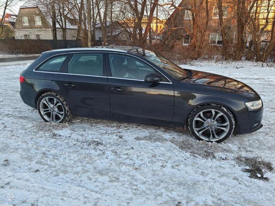 Melns Audi A4 2013 Klaipėda, ar dzinēja tilpumu 3.00 L un nobraukumu 275 tūkst. km par 6250 €, foto 4 vietnē AUTOMOTO.COM.LV