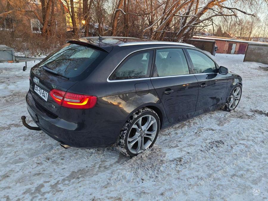 Melns Audi A4 2013 Klaipėda, ar dzinēja tilpumu 3.00 L un nobraukumu 275 tūkst. km par 6250 €, foto 5 vietnē AUTOMOTO.COM.LV