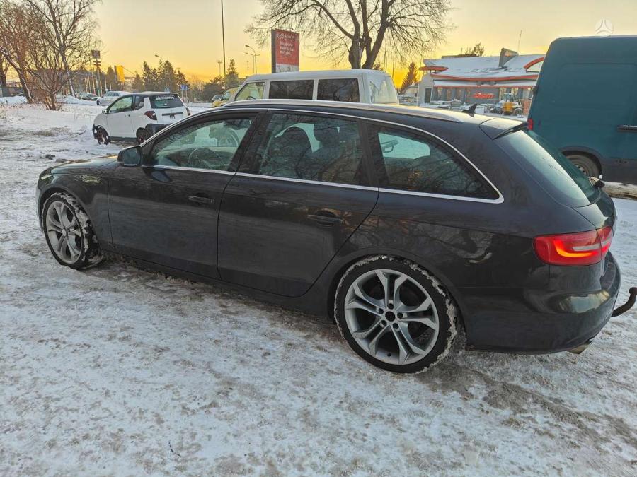 Melns Audi A4 2013 Klaipėda, ar dzinēja tilpumu 3.00 L un nobraukumu 275 tūkst. km par 6250 €, foto 7 vietnē AUTOMOTO.COM.LV