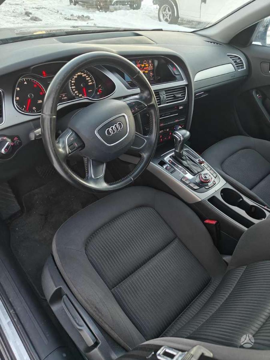 Melns Audi A4 2013 Klaipėda, ar dzinēja tilpumu 3.00 L un nobraukumu 275 tūkst. km par 6250 €, foto 14 vietnē AUTOMOTO.COM.LV