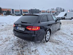 Melns Audi A4 2013 Tallina, ar dzinēja tilpumu 2.00 L un nobraukumu 233 tūkst. km par 10300 €, foto 4 vietnē AUTOMOTO.COM.LV