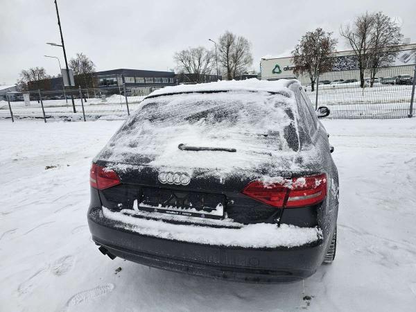 Black Audi A4 2013 in Kaunas, with an engine capacity of 1.97 L and mileage of 270 thousand km for 7150 €, photo 5 on AUTOMOTO.COM.LV