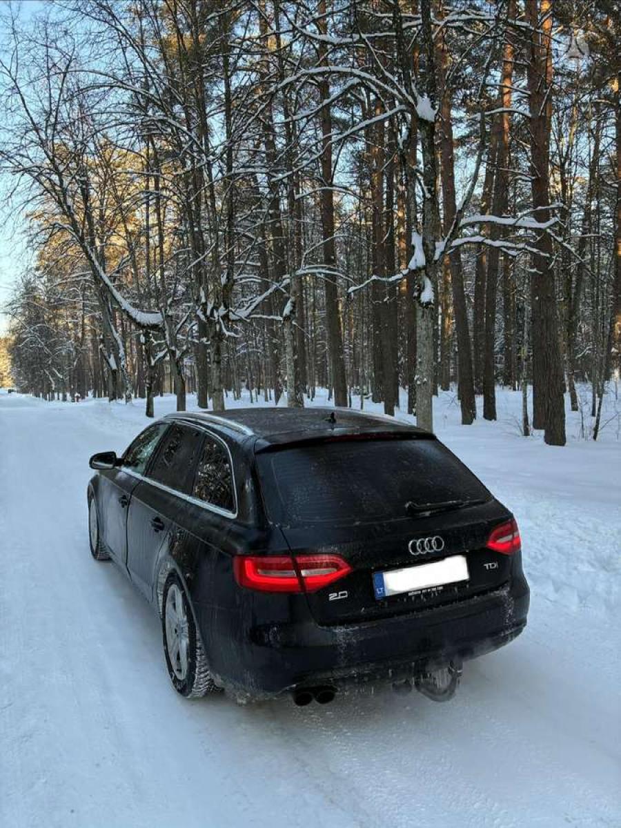 Melns Audi A4 2013 Panevēža, ar dzinēja tilpumu 1.97 L un nobraukumu 298 tūkst. km par 7200 €, foto 4 vietnē AUTOMOTO.COM.LV