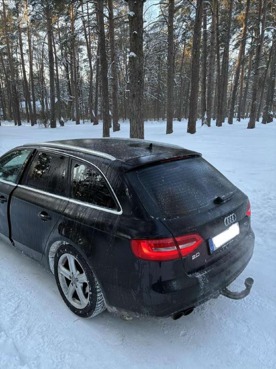 Melns Audi A4 2013 Panevēža, ar dzinēja tilpumu 1.97 L un nobraukumu 298 tūkst. km par 7200 €, foto 9 vietnē AUTOMOTO.COM.LV