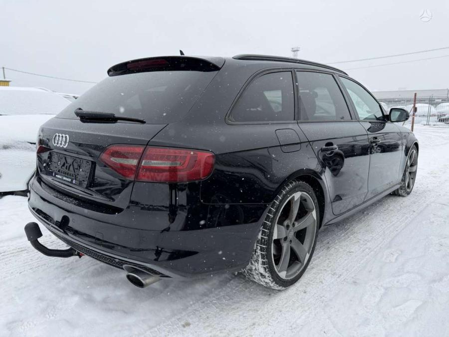Melns Audi A4 2013 Kauņa, ar dzinēja tilpumu 1.80 L un nobraukumu 260 tūkst. km par 8900 €, foto 2 vietnē AUTOMOTO.COM.LV