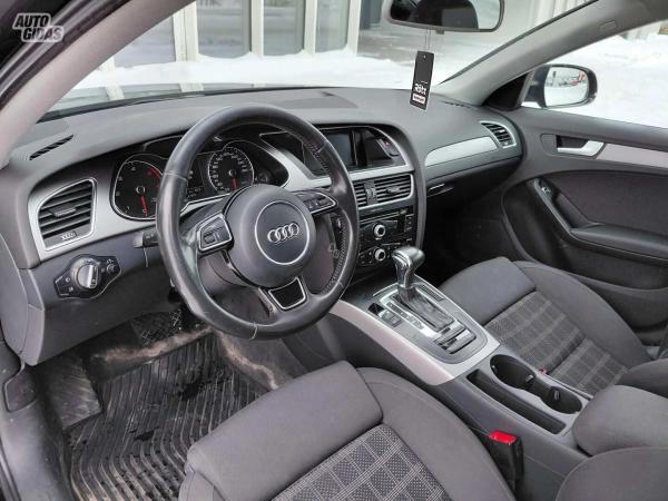 Melns Audi A4 2013 Viļņa, ar dzinēja tilpumu 2.00 L un nobraukumu 340 tūkst. km par 6500 €, foto 7 vietnē AUTOMOTO.COM.LV