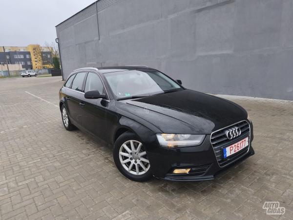 Melns Audi A4 2013 Jurbarkas, ar dzinēja tilpumu 2.00 L un nobraukumu 261 tūkst. km par 5900 €, foto 1 vietnē AUTOMOTO.COM.LV