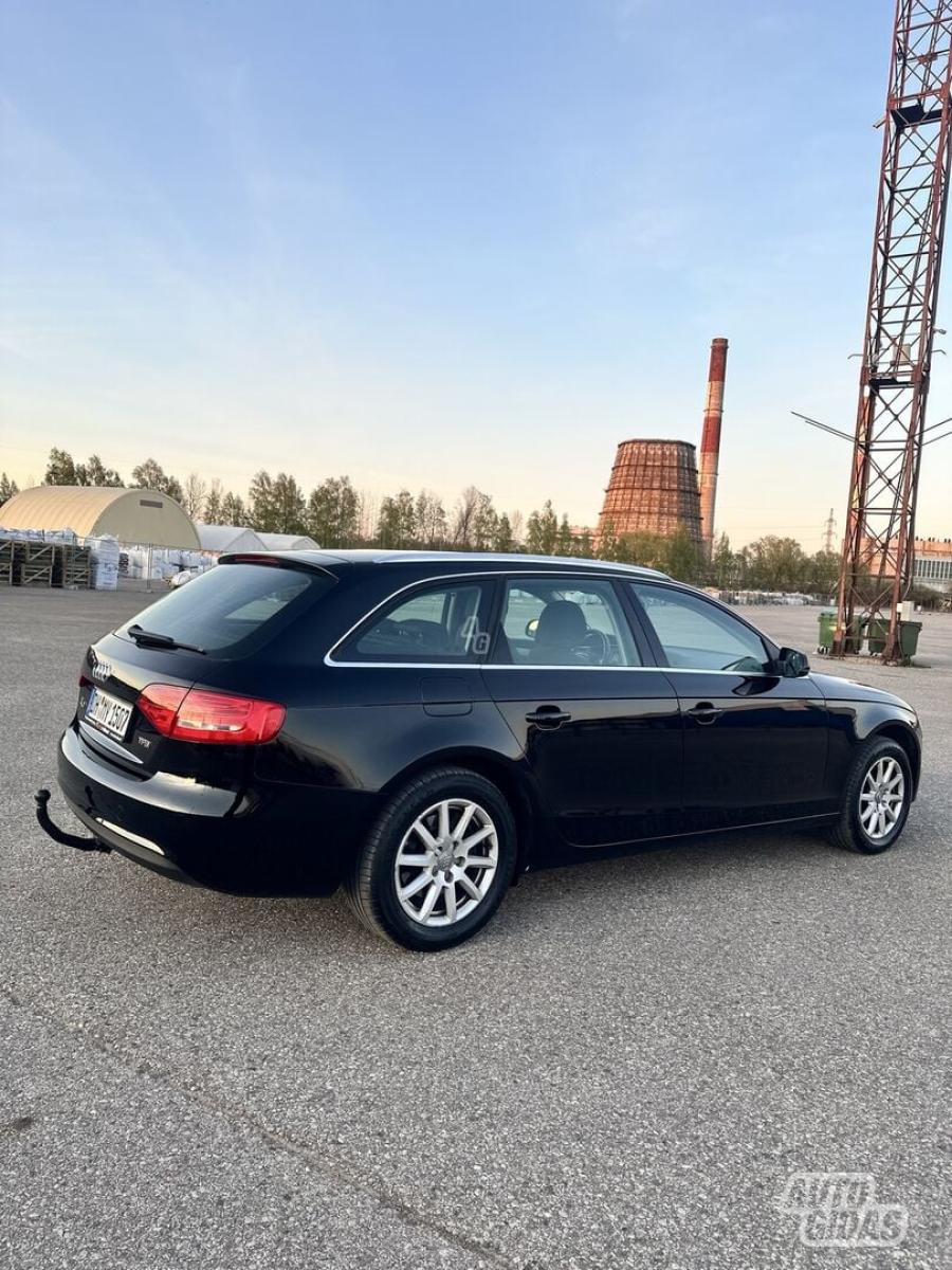 Melns Audi A4 2013 Kauņa, ar dzinēja tilpumu 1.80 L un nobraukumu 280 tūkst. km par 5900 €, foto 16 vietnē AUTOMOTO.COM.LV