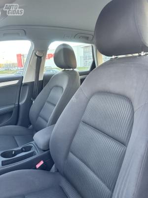 Melns Audi A4 2013 Kauņa, ar dzinēja tilpumu 1.80 L un nobraukumu 280 tūkst. km par 5900 €, foto 24 vietnē AUTOMOTO.COM.LV