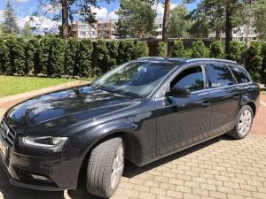 Black Audi A4 2013 in Preili, with an engine capacity of 2.00 L and mileage of 274 thousand km for 8700 €, photo 4 on AUTOMOTO.COM.LV