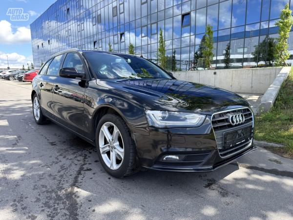 Black Audi A4 2013 in Panevezys, with an engine capacity of 3.00 L and mileage of 300 thousand km for 5555 €, photo 1 on AUTOMOTO.COM.LV