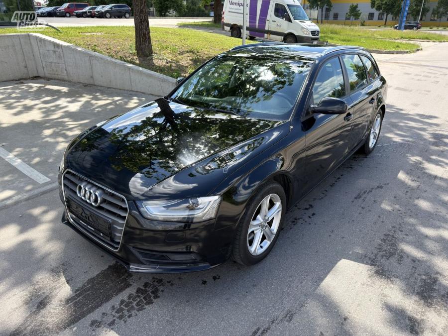Black Audi A4 2013 in Panevezys, with an engine capacity of 3.00 L and mileage of 300 thousand km for 5555 €, photo 5 on AUTOMOTO.COM.LV