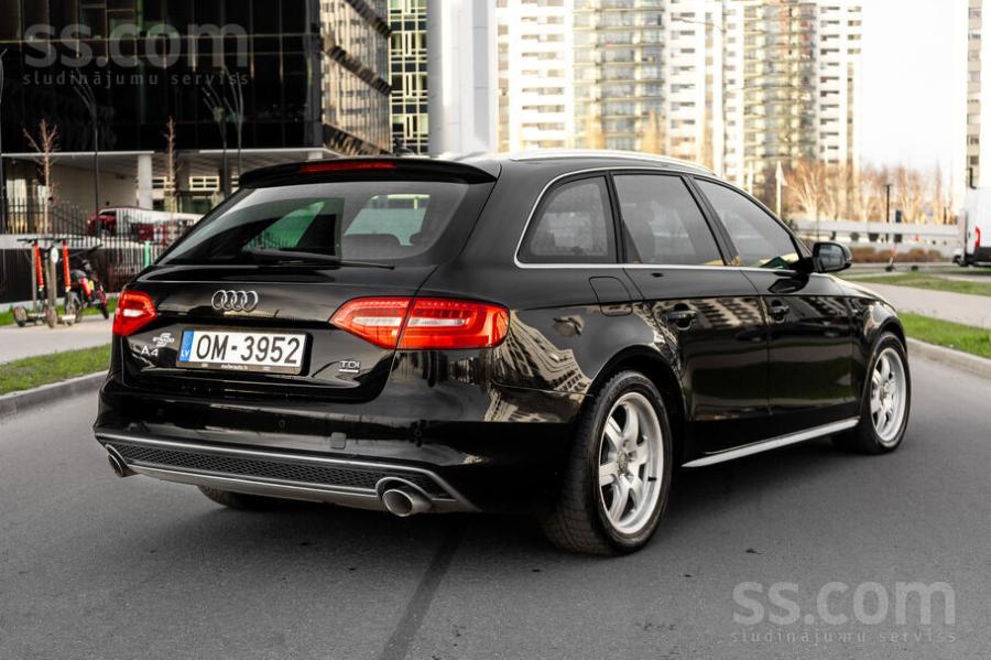 Melns Audi A4 2013 Rīga, ar dzinēja tilpumu 3.00 L un nobraukumu 324 tūkst. km par 10490 €, foto 5 vietnē AUTOMOTO.COM.LV