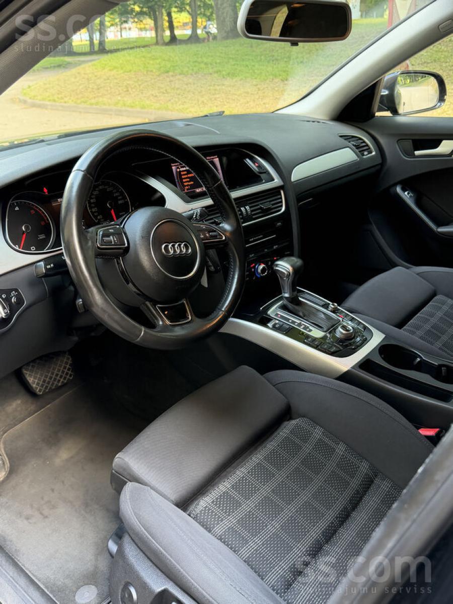 Black Audi A4 2013 in Riga, with an engine capacity of 2.00 L and mileage of 317 thousand km for 6690 €, photo 12 on AUTOMOTO.COM.LV