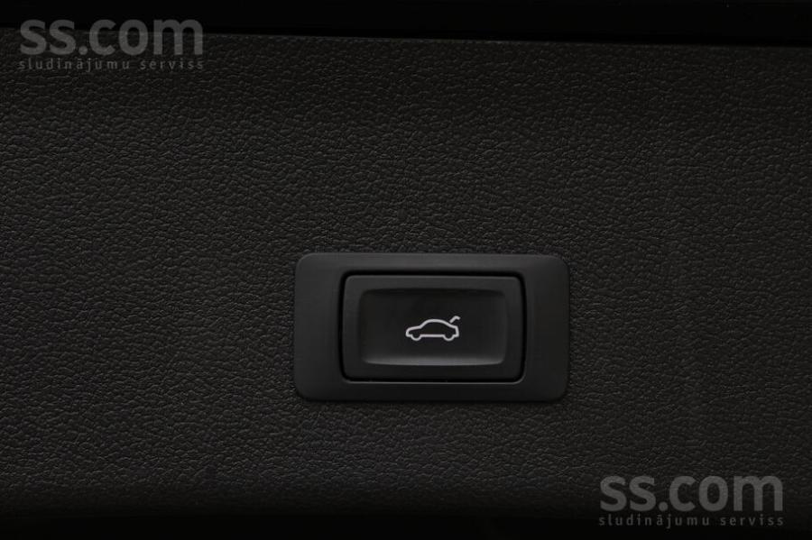 Black Audi A4 2013 in Tukums, with an engine capacity of 3.00 L and mileage of 232 thousand km for 10400 €, photo 16 on AUTOMOTO.COM.LV