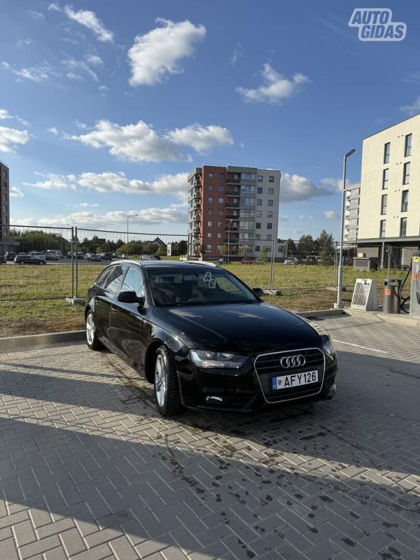 Melns Audi A4 2013 Klaipėda, ar dzinēja tilpumu 3.00 L un nobraukumu 335 tūkst. km par 5550 €, foto 2 vietnē AUTOMOTO.COM.LV
