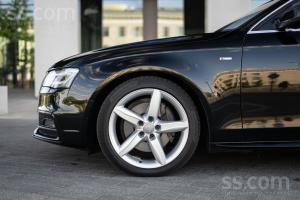 Black Audi A4 2013 in Riga, with an engine capacity of 3.00 L and mileage of 294 thousand km for 10550 €, photo 12 on AUTOMOTO.COM.LV