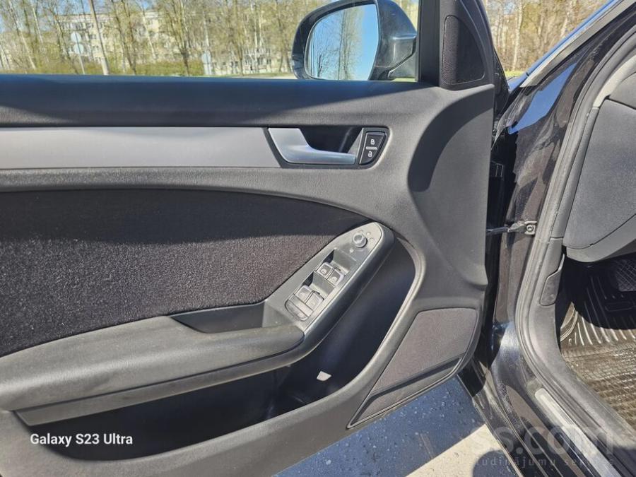 Black Audi A4 2013 in Riga, with an engine capacity of 2.00 L and mileage of 0 thousand km for 8500 €, photo 4 on AUTOMOTO.COM.LV
