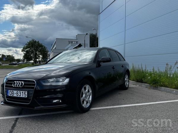 Melns Audi A4 2013 Daugavpils, ar dzinēja tilpumu 2.00 L un nobraukumu 249 tūkst. km par 8700 €, foto 1 vietnē AUTOMOTO.COM.LV