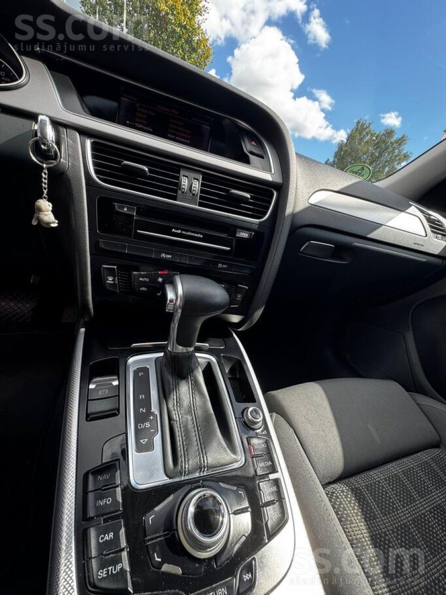 Black Audi A4 2013 in Daugavpils, with an engine capacity of 2.00 L and mileage of 249 thousand km for 8700 €, photo 5 on AUTOMOTO.COM.LV